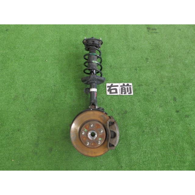 ステップワゴンスパーダ DBA-RK5 右フロントストラット/ショック R20A NH812P 51610-SZW-J340-M1 51610-SZW-J34 250531 : 株式会社 西友 ...