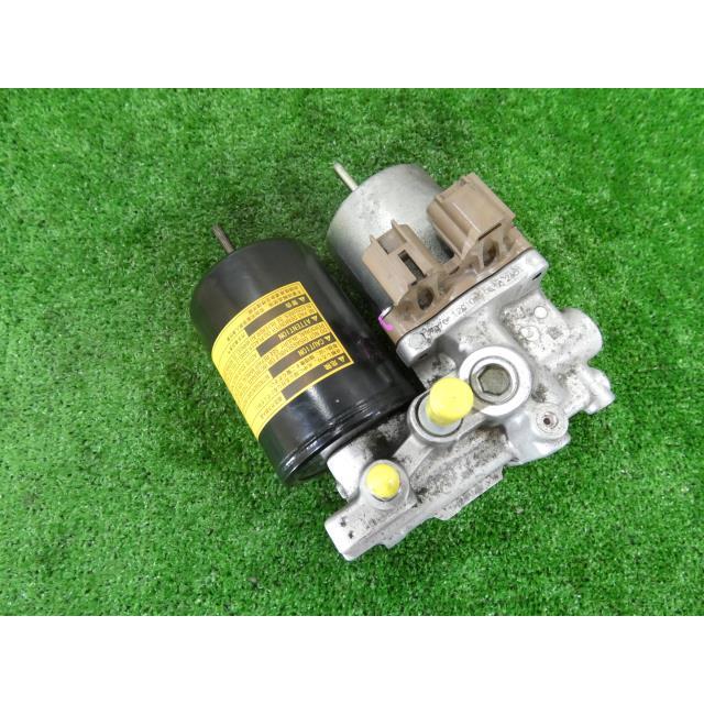 プリウスα DAA-ZVW41W ABSアクチュエーター 2ZR-FXE 040 47070-12010 47070-12020 250971 ...