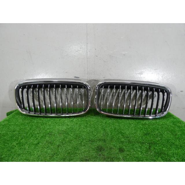 BMW F46 2シリーズ 218i DBA-2D15 フロントグリル B38A15A 51137379609 51137379610 ...