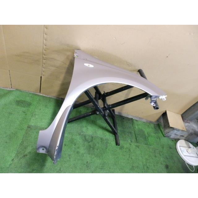 ノート DBA-E11 右フロントフェンダー HR15-DE KAS F3100-1U6AA 942056 :001552142810600:株式会社 西友商会 - 通販 - Yahoo!ショッピング