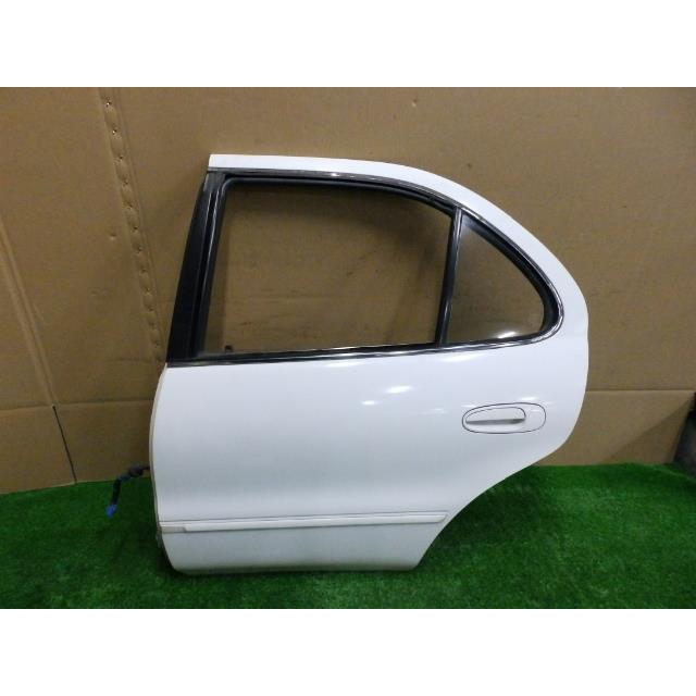 スプリンター E-AE100 左リアドア 5A-FE 040 67004-12661 040872 : 株式会社 西友商会 - 通販 - Yahoo!ショッピング