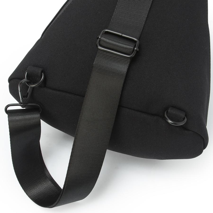 Un coeur（アンクール） 最大51% 1/13限定 トロ2 ボディバッグ ワン