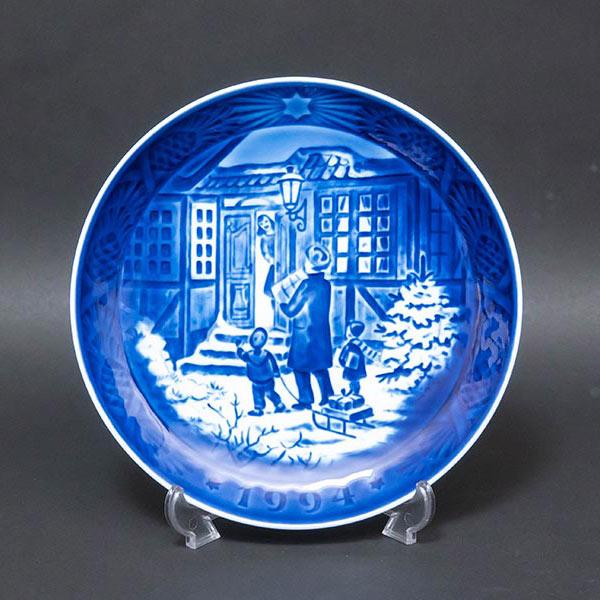 ROYAL COPENHAGEN ロイヤル・コペンハーゲン イヤープレート（1994年）『Christmas Shopping（お父さんとお買い物）』 : SELECTORS ONLINE ...