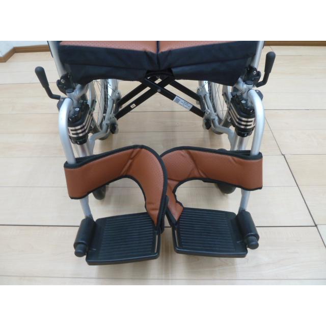 【中古】Miki 自走型 車いす Skit SKT-1000 折りたたみ 背折れ 幅550mm 車椅子 車イス 介助 介護 施設 病院 在宅 コンパクト 自走式 スキット ミキ : セレクト ...