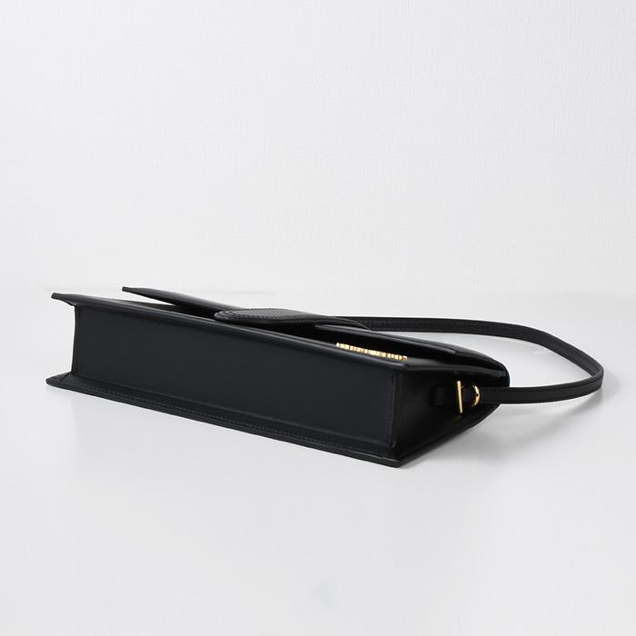 JACQUEMUS ジャックムス バッグ LE BAMBINO LONG ショルダー JACQUEMUS ジャックムス バッグ LE BAMBINO LONG ショルダー