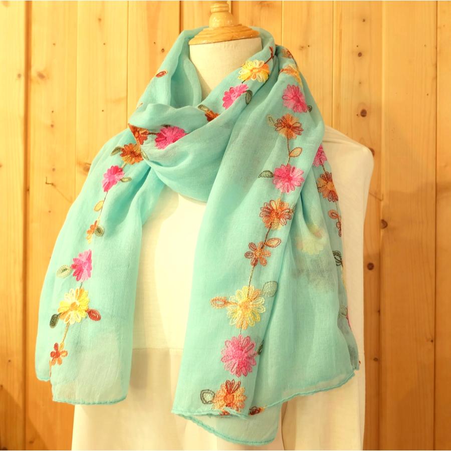 刺繍 コットン素材 大判 ゆったり たっぷり 軽い 肩掛け ひざ掛け 花柄 ストールNO4 :k-st-004:仙台 トルコ ハンドメイド店 - 通販 - Yahoo!ショッピング