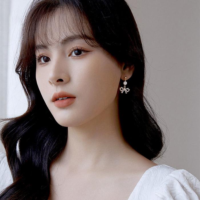 クリップイヤリング パール バレンタイン 結婚式 誕生日 リボン 上品 ジルコン アクセサリー 華奢 シンプル フェミニン ノンホールピアス : 10001512 : SEVEN Yahoo ...