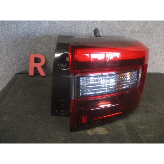 ライズ AKE919ライズ 5BA-A200A 右テールランプ 1KR-VET X07 81551-B1200 017679 : TRP宮崎ヤフーショップ - 通販 - Yahoo!ショッピング