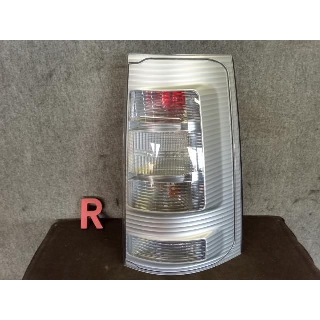 AKE919シエンタ DBA-NCP81G 右テールランプ 1NZ-FE 1G3 81550-52A50 018744 :230119000115500:TRP宮崎ヤフーショップ - 通販 ...
