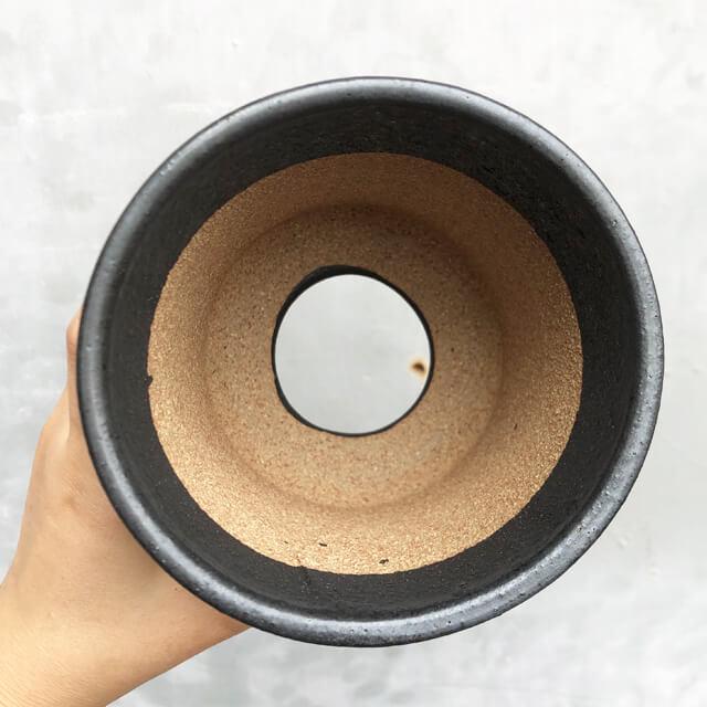KAMIYAMA ZUNDO POT【ブラック 4号】12cm×12cm かみ山陶器 植木鉢 寸胴 信楽焼 シリンダー 底穴大きい おしゃれ ...