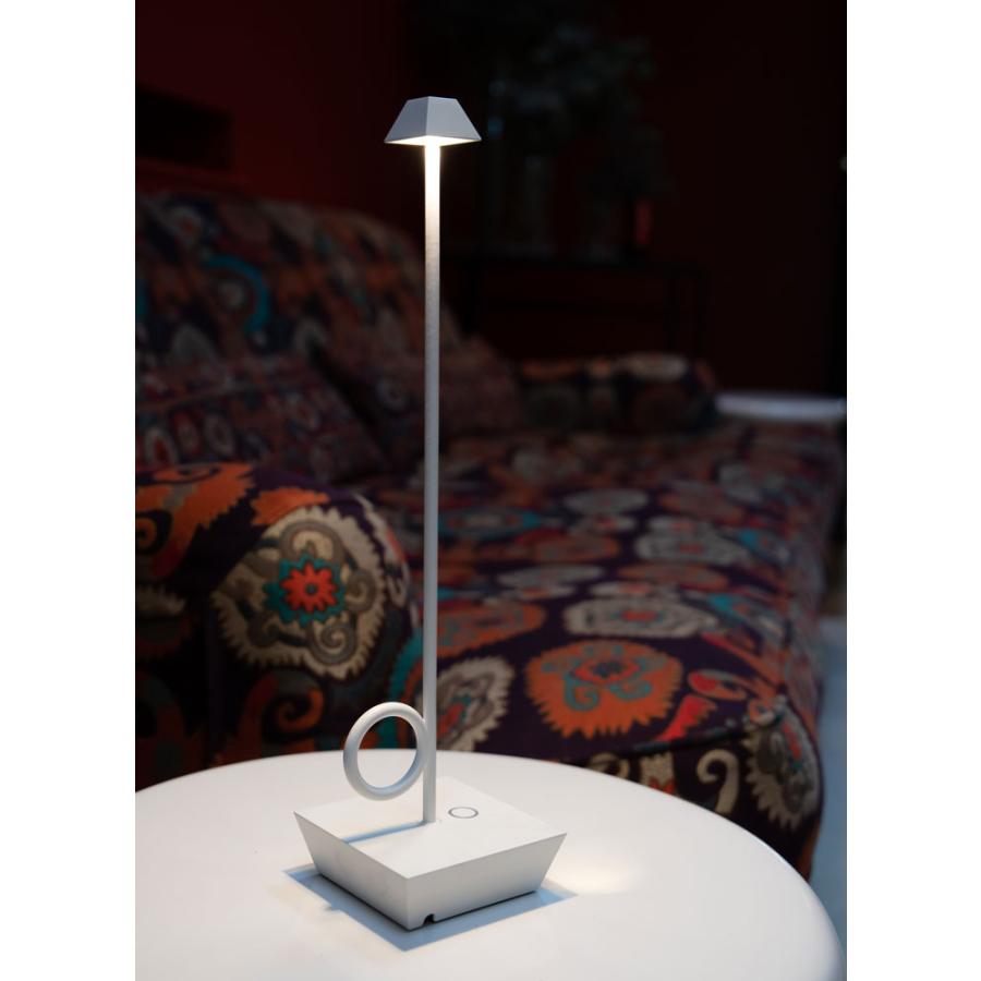 Broggi テーブルライト BUGIA 充電式ポータブルライト (ホワイト・グレー・アイアンコーテン) 屋外屋内兼用 調光機能付 お庭 テラス キャンプ : シバタ照明 - 通販 ...