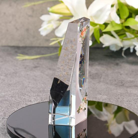 クリスタル位牌 KH-4UVSなごみ(中)サンドブラスト加工 カラー印刷バージョン : kh-uvs4n-2 : おぶつだんの志喜屋 - 通販 - Yahoo!ショッピング