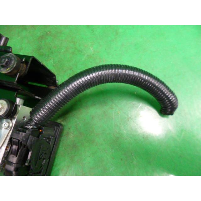リーフ ZAA-ZE0 ABSアクチュエーター TD8405 MAA N 25220705 47660-3NA1A : Shirato Auto Parts - 通販 - Yahoo!ショッピング