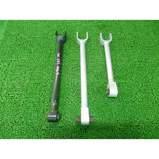 スカイライン（日産） スカイライン DAA-HNV37 左Rロアアーム 55120-1MA0D,551B0-1MA1B,551A0-1MA0D ...