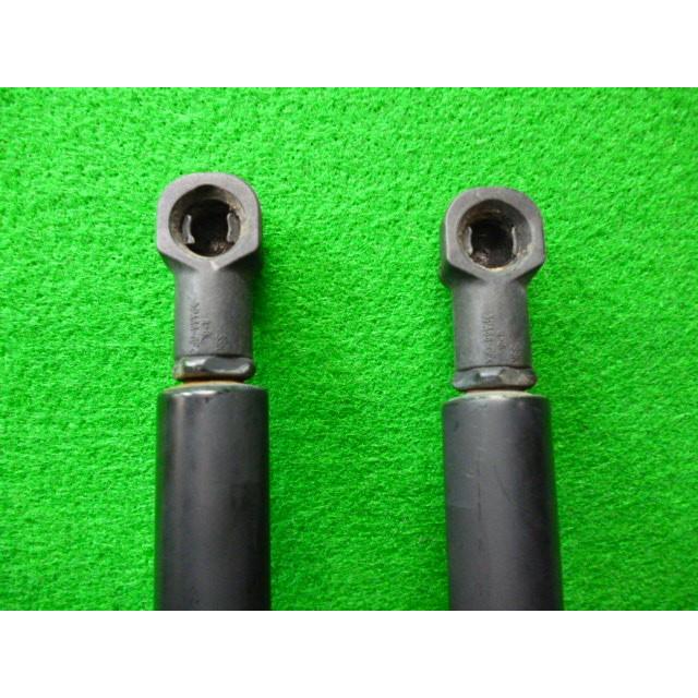 ヴェゼル DAA-RU4 バックドアダンパー 13K12C2 (右)74820-T7A-003(左)74870-T7A-003 : Shirato Auto Parts - 通販 ...