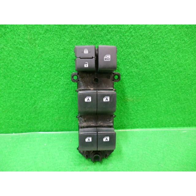 NOAH ノア DBA-ZRR80G パワーウインドウスイッチ 515676 A 84040-28080 : Shirato Auto Parts - 通販 - Yahoo!ショッピング