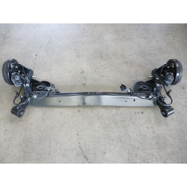 ノート 6AA-E13 RアクスルビームASSY 55501-6XJ0E : Shirato Auto Parts - 通販 - Yahoo!ショッピング