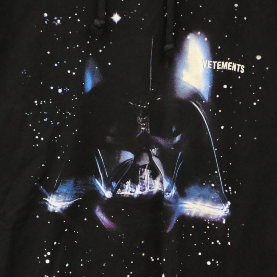 VETEMENTS ヴェトモン ×スターウォーズ ダースベイダー プリント VETEMENTS ヴェトモン ×スターウォーズ ダースベイダー プリント