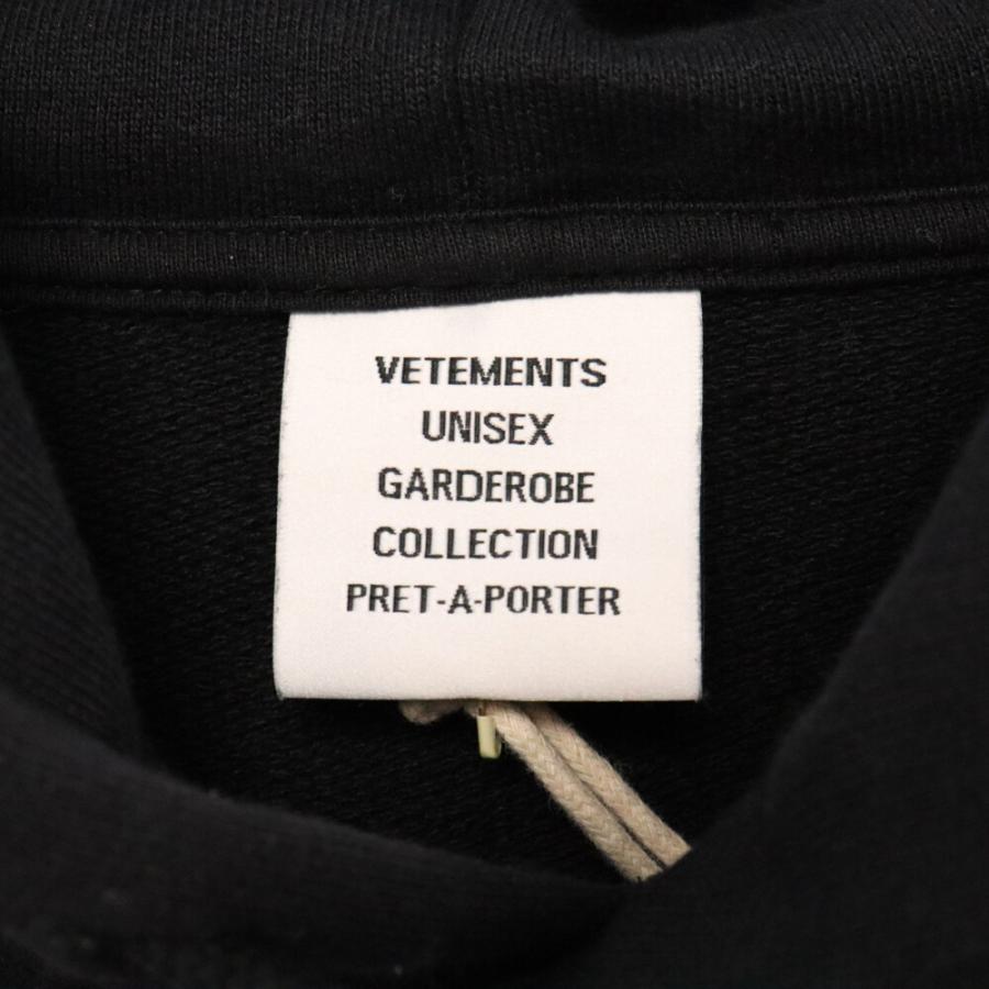 VETEMENTS（ヴェトモン） 23AW PARISロゴプリント スウェット プルオーバーパーカー ブラック UE54HD500B ...