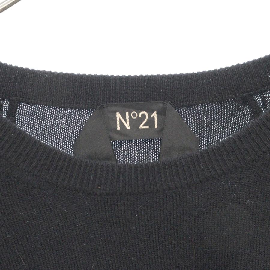 N21 numero ventuno ヌメロ ヴェントゥーノ 23AW ショルダー エンボス クルーネック ニットセーター ブラック 23AU-A001-9004 : 9224j080022 ...