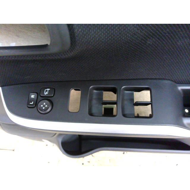 ソリオ DAA-MA36S 右Fドアトリム BANDITハイブリッドMV ZVR : k0309-047613150 : 有限会社 昭和メタル アウトレット - 通販 - Yahoo!ショッピング