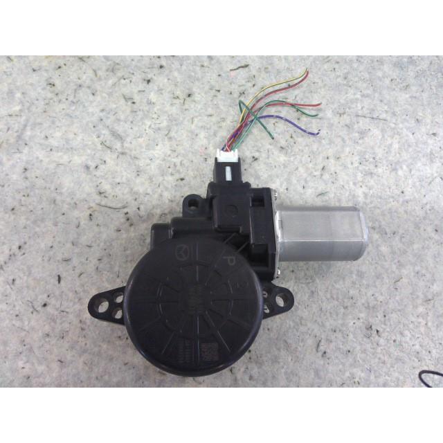 デミオ DBA-DE3FS 右Fドアレギュレータ・モーター 28W D651 58 58X : 有限会社 昭和メタル アウトレット - 通販 - Yahoo!ショッピング