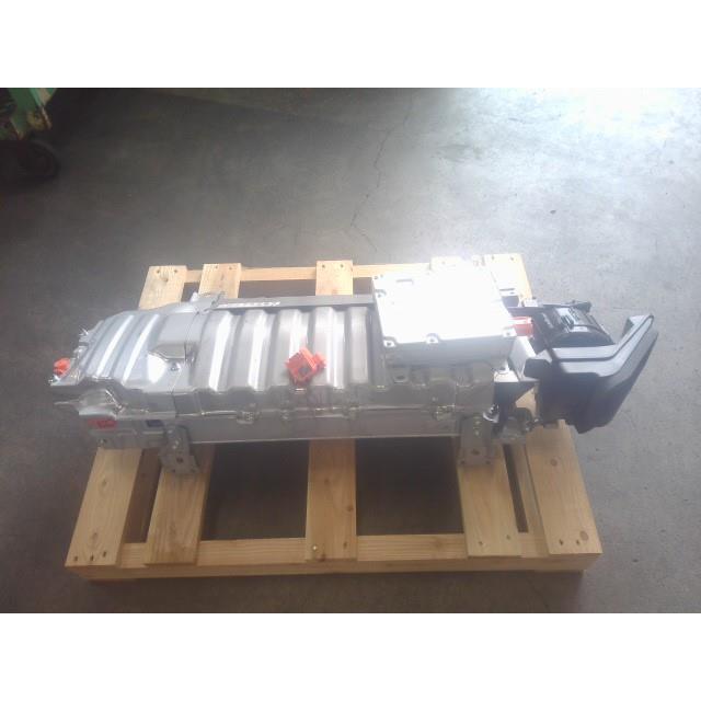 プリウス 6AA-ZVW60 HV・EV・FCVバッテリー 040 : 有限会社 昭和メタル アウトレット - 通販 - Yahoo!ショッピング