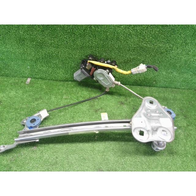 コペン DBA-LA400K 右Fドアレギュレータ・モーター S39 062040-2110 69801-B2220 : 有限会社 昭和メタル アウトレット - 通販 - Yahoo!ショッピング