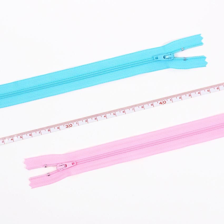 クラフトハートトーカイ YKK 3C コイルファスナー 35cm | チャック ジッパー ワンピース ダンス 小物 衣装 手芸 洋服 洋裁 クッション 服 バッグ 枕カバー 修理 直し ...