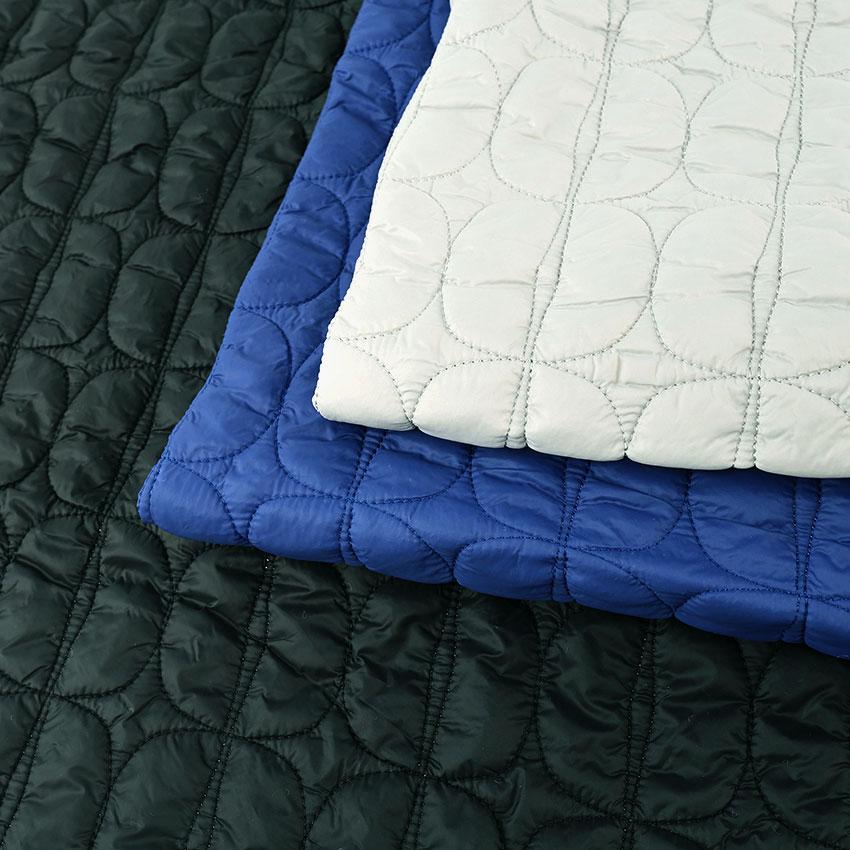 ぷくぷく キルト カトル 50cm カットクロス | 生地 布 布地 はぎれ カット布 韓国風 かっこいい リバーシブル 両面 アンニョン ...