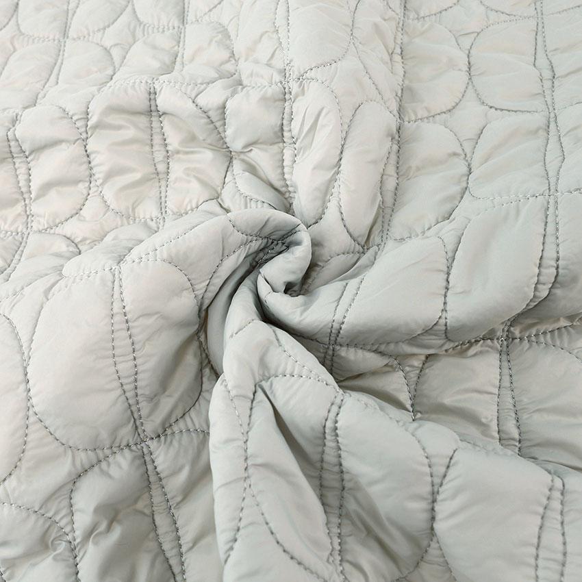 ぷくぷく キルト カトル 50cm カットクロス | 生地 布 布地 はぎれ カット布 韓国風 かっこいい リバーシブル 両面 アンニョン ...