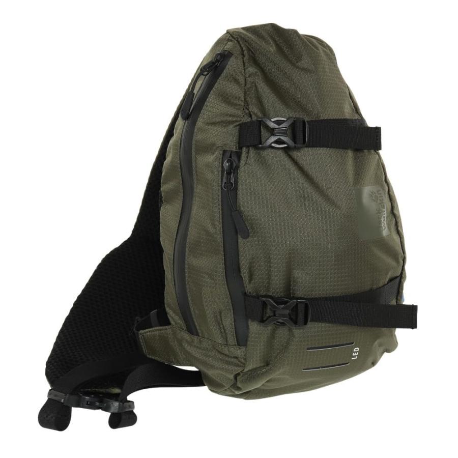 ジャックウルフスキン ショルダーバッグ 8L (スリングバッグ) 2010691 / SLING BAG 自転車 5066_grape le : SILKORZ.com Yahoo!店 ...