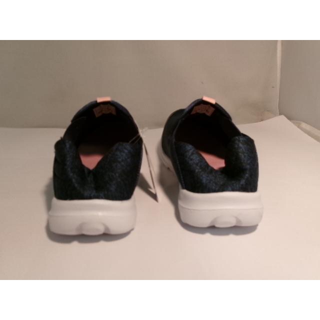 レディースクロッグサンダル サボ OPM-2161 style no カカトが踏める2Way 超軽量 柔らかい合成繊維 ブラック色とネイビー色 ...