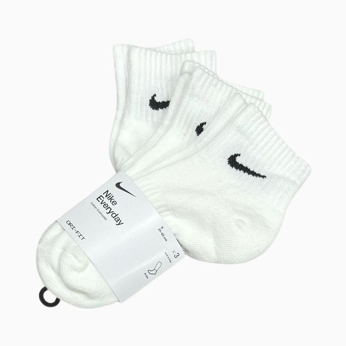 NIKE ナイキ SX7667 ナイキエブリデイクッションドクウォーターソックス3P[100.ホワイト]メール便配送(ポスト投函)選択で送料 ...