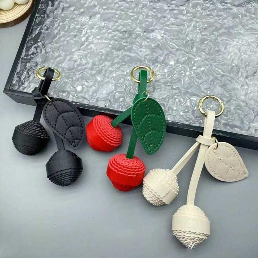 バッグ チャーム ストラップ レザー チェリー さくらんぼ シンプル 全3色 アクセサリー おしゃれ ファッション ペンダント 送料無料 ...