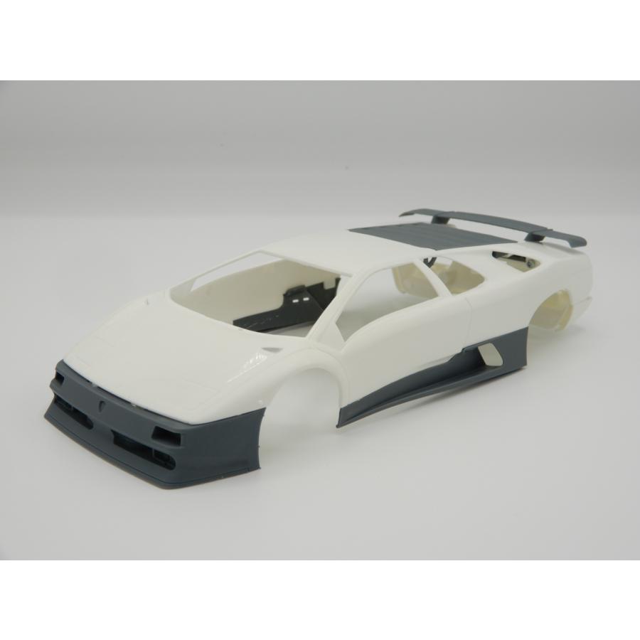 SMC TKP-002 1/24 ディアブロ SE30 コンバージョンキット : SMC-zero - 通販 - Yahoo!ショッピング