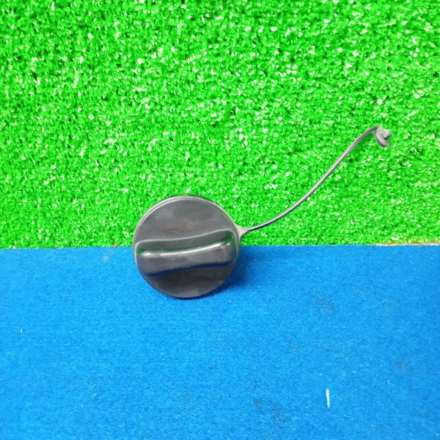 GF50 シーマ 純正 フューエルキャップ 1A3−6−5/23A50*同梱不可 :1A3-6-5-23A50:スマイルパーツ1号店 - 通販 - Yahoo!ショッピング