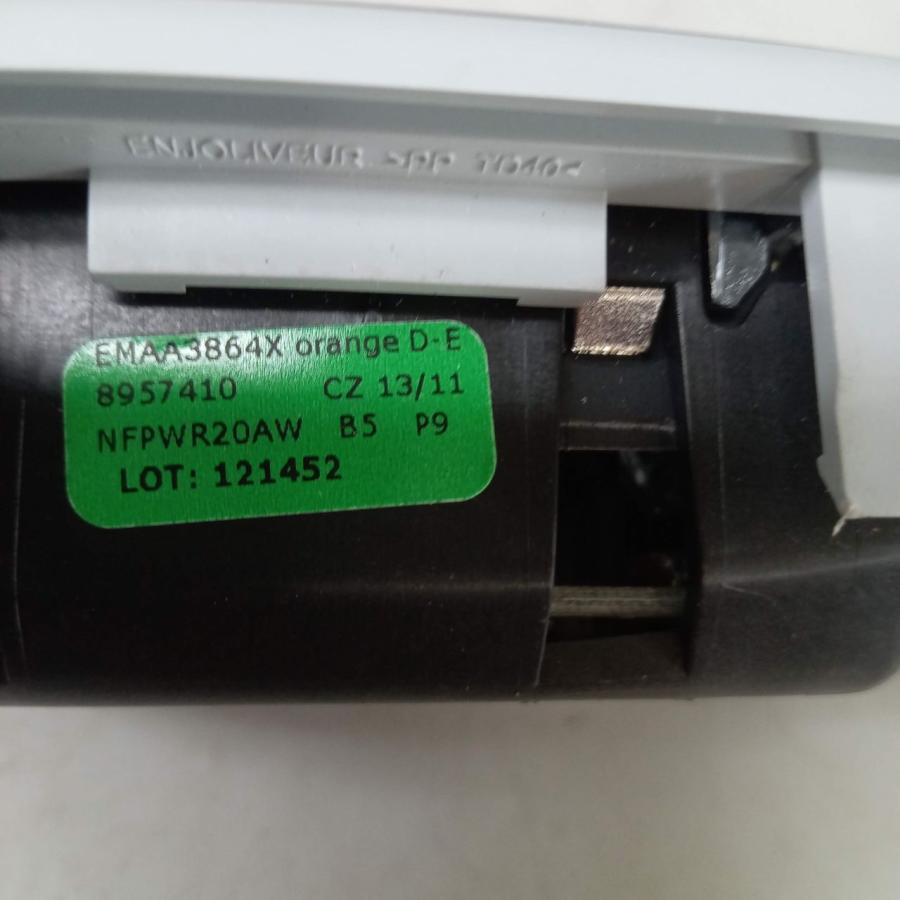 W2W5F02 プジョー508 純正 2列目ルーフルームランプ 2Z6−1−5/24C4356*同梱不可 :2Z6-1-5-24C4356:スマイルパーツ1号店 - 通販 - Yahoo!ショッピング