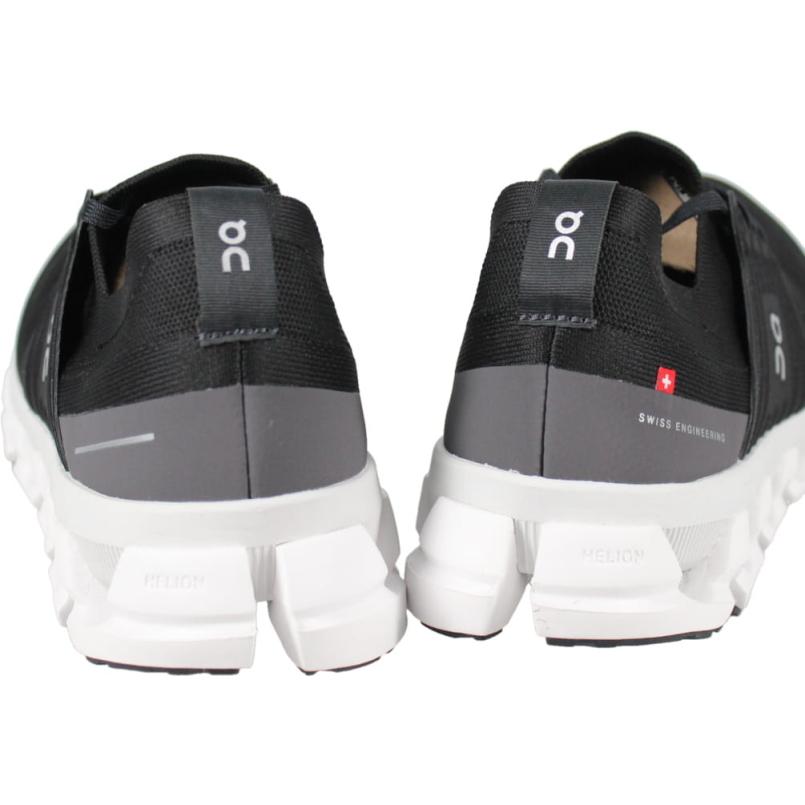 On（オン） 交換送料片道無料 メンズ ランニングシューズ クラウドスイフト 3 Cloudswift 3 オールブラック ...