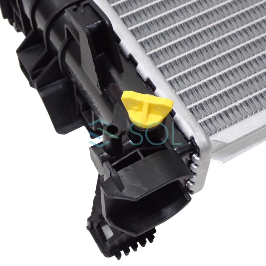 Mercedes-Benz CAPSOL ラジエーター ラジエター W211 W219 E240 E320 E350 CLS350 ベンツ 出荷締切18時 2115000102 : 自動車 ...