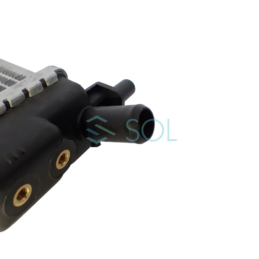 トヨタ ハリアーハイブリッド AVU65W インバーター用 ラジエーター ラジエター CVT車 G9010-48080 車種専用設計 18時 ...