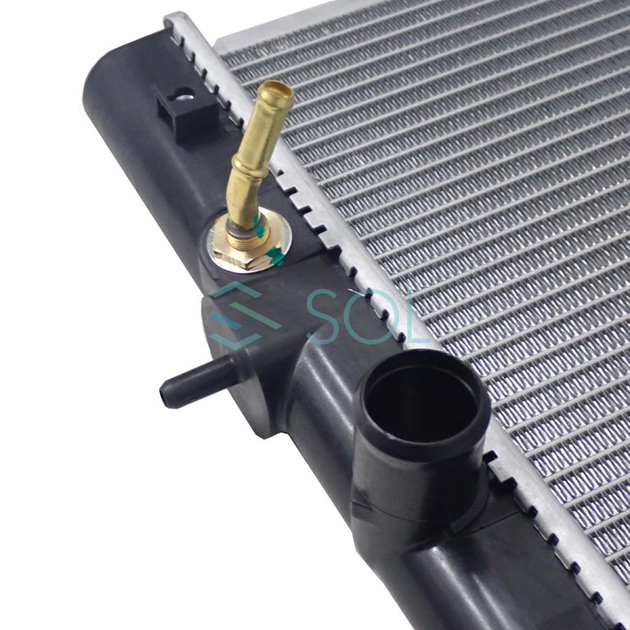 三菱 パジェロ イオ(H61W H62W H66W H67W H71W H72W H76W H77W) ラジエーター ラジエター キャップ付 MR373172 出荷締切18時 ...