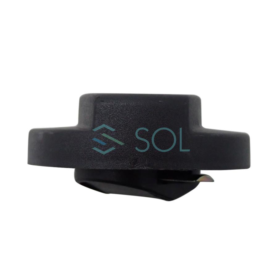 送料185円 W201 W202 W203 W204 W205 エンジンオイルフィラーキャップ メルセデスベンツ Cクラス 190E ...