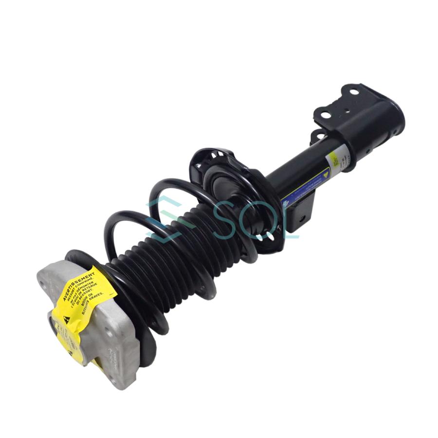 Mercedes-Benz ベンツ W176 W246 フロント ショックアブソーバー + スプリング 右側 A180 A250 B180 ...