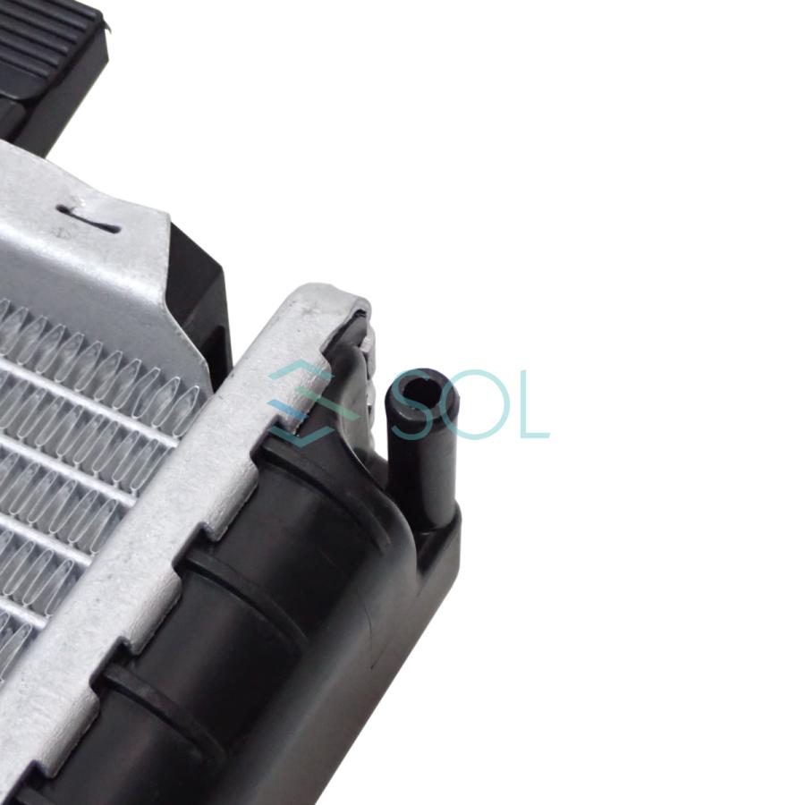 Mercedes-Benz ベンツ Eクラス W210 E430 ラジエーター ラジエター 冷却装置 2105001203 ...