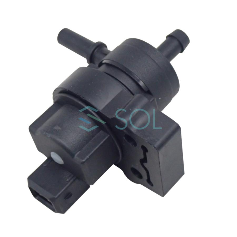 ベンツ W163 W164 W251 フューエルパージバルブ ML320 ML350 ML430 ML500 ML55 ML63 ...