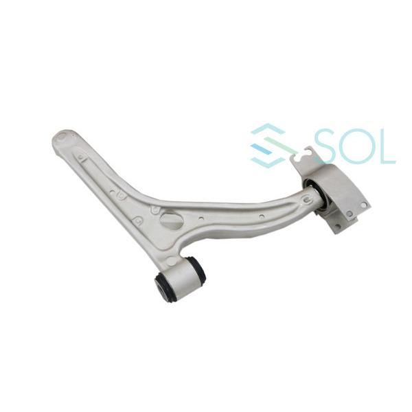 Mercedes-Benz ベンツ W176 W246 W117 フロント ロアアーム コントロールアーム 左側 A180 A250 B180 ...