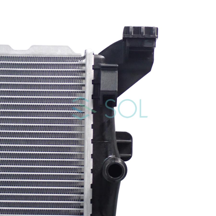 ベンツ W176 W246 X117 X156 ラジエーター ラジエター A250 B250 CLA220 CLA250 GLA220 ...