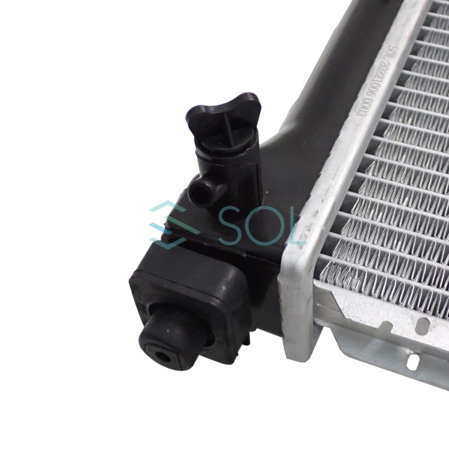 ジープ コマンダー XK XH ラジエーター ラジエター 冷却装置 55116849AC 55116849AB 18時まで即日出荷 ...