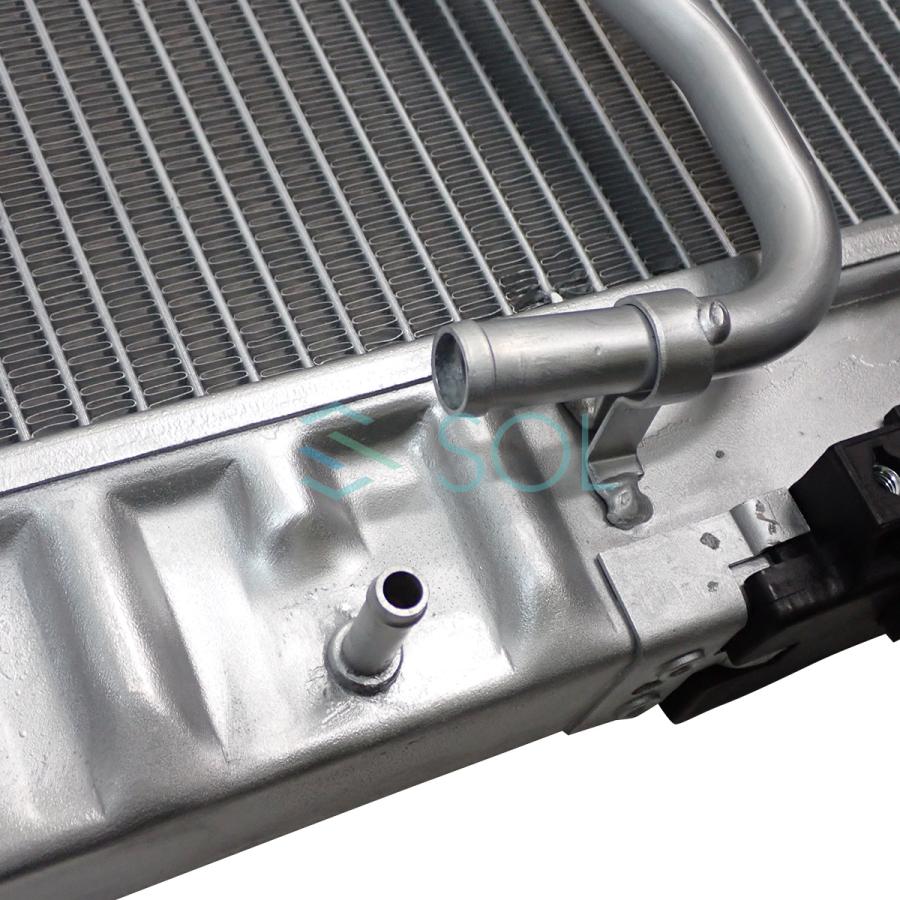 ジープ コマンダー XK XH ラジエーター ラジエター 冷却装置 55116849AC 55116849AB 18時まで即日出荷 ...